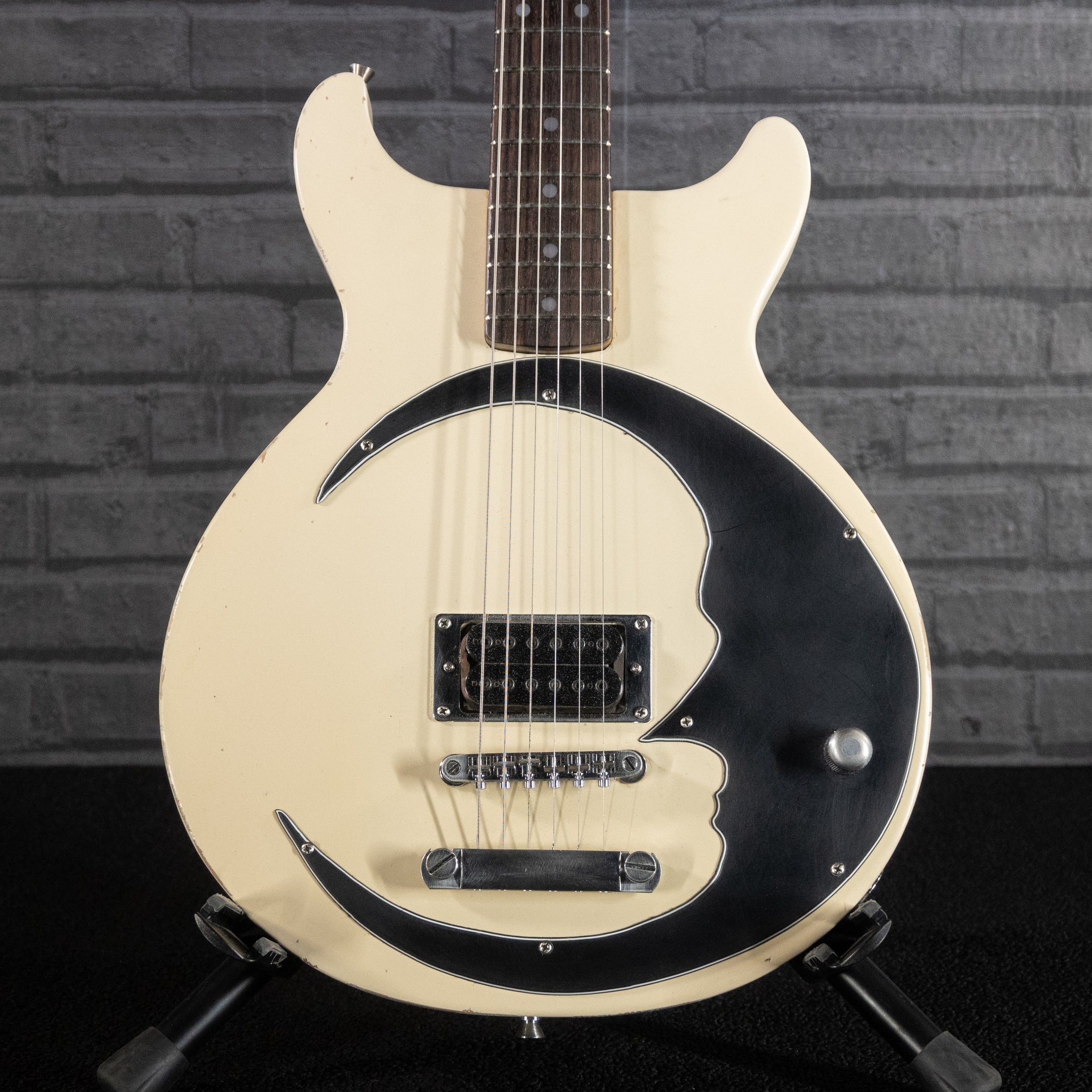 Figurehead Telecasper Black/White Pickups freeshipping - Impulse Music Co.