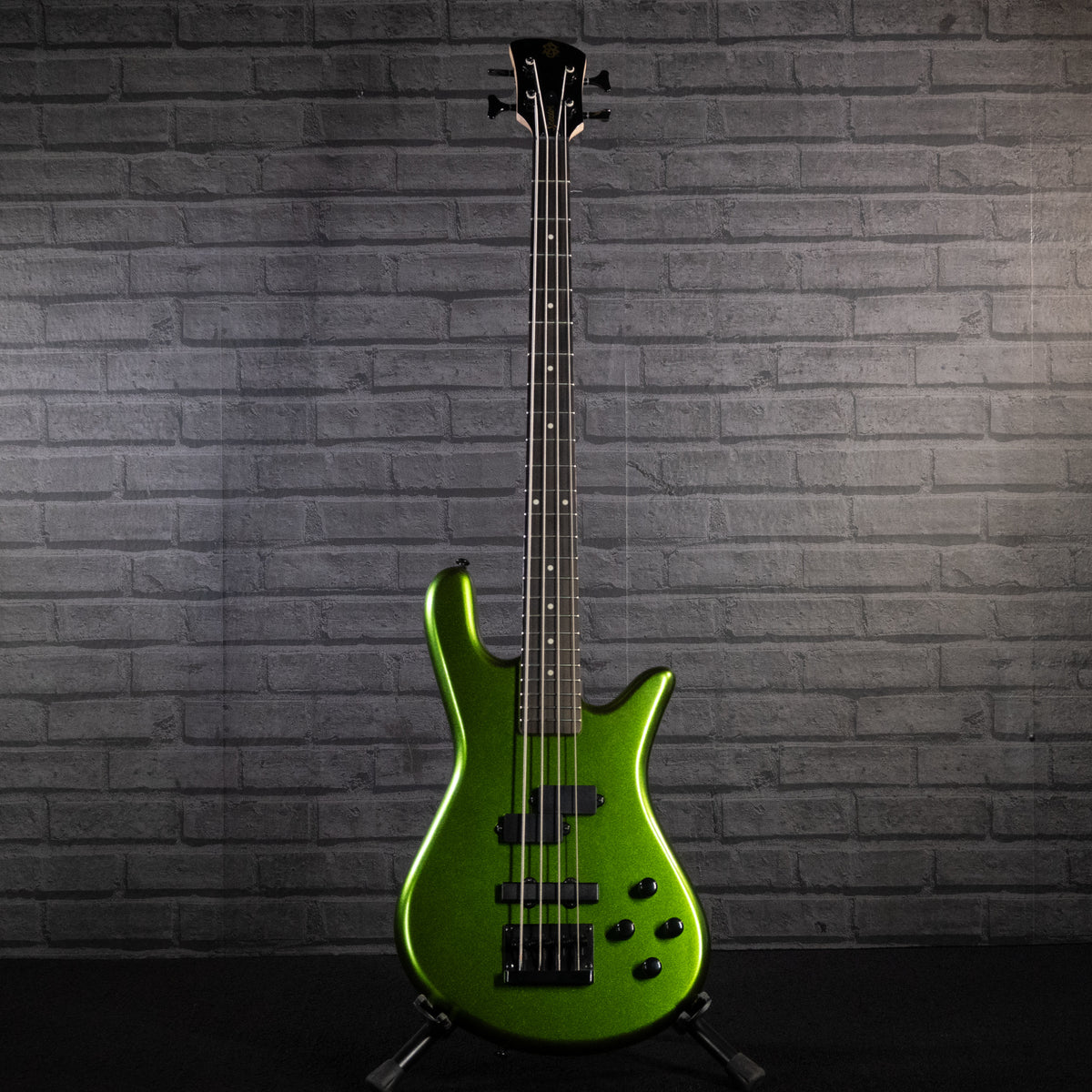 Spector Performer 4 Bass Guitar (Metallic Green)