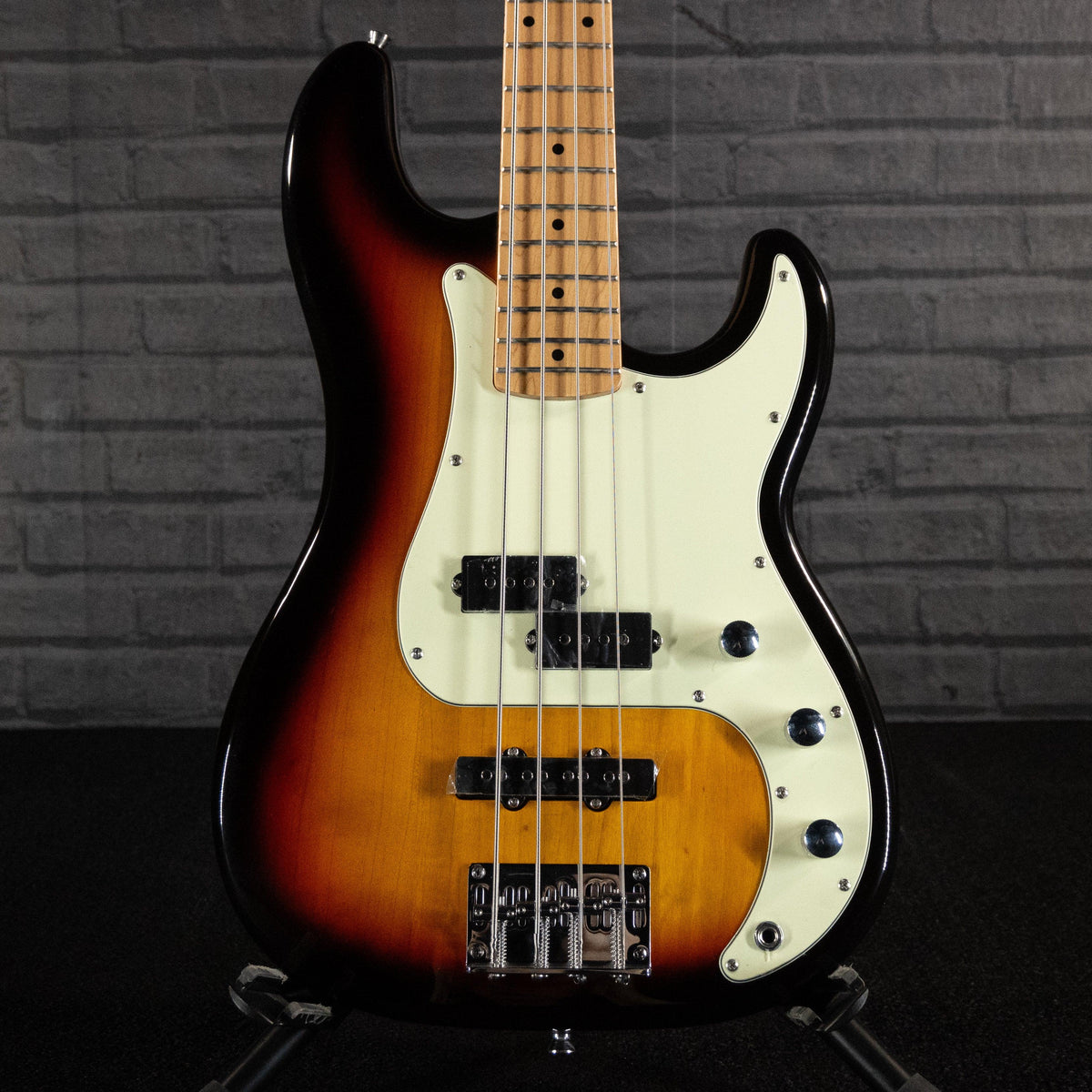 Tagima TW-65 4-String Electric Bass Guitar (Sunburst)
