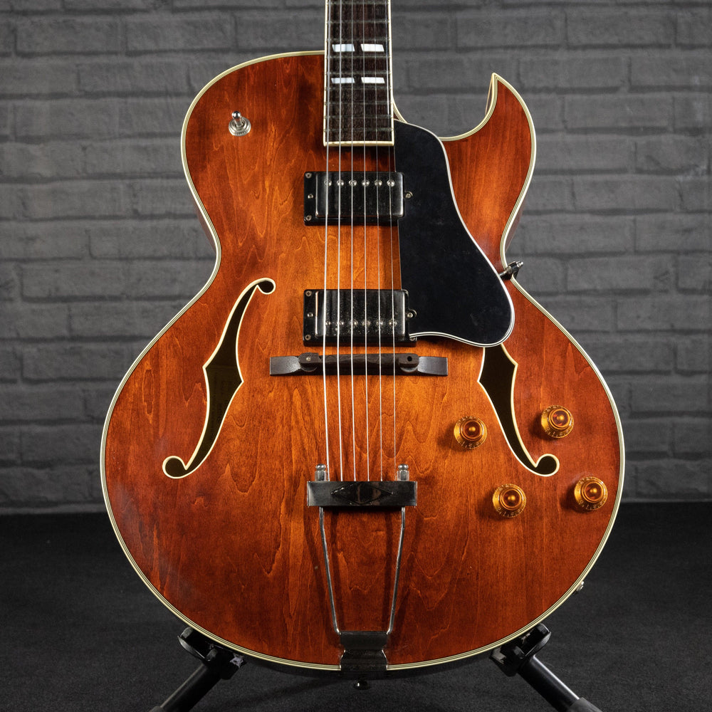 Eastman AR372CE Hollowbody Archtop Electric Guitar (Natural Finish) [U