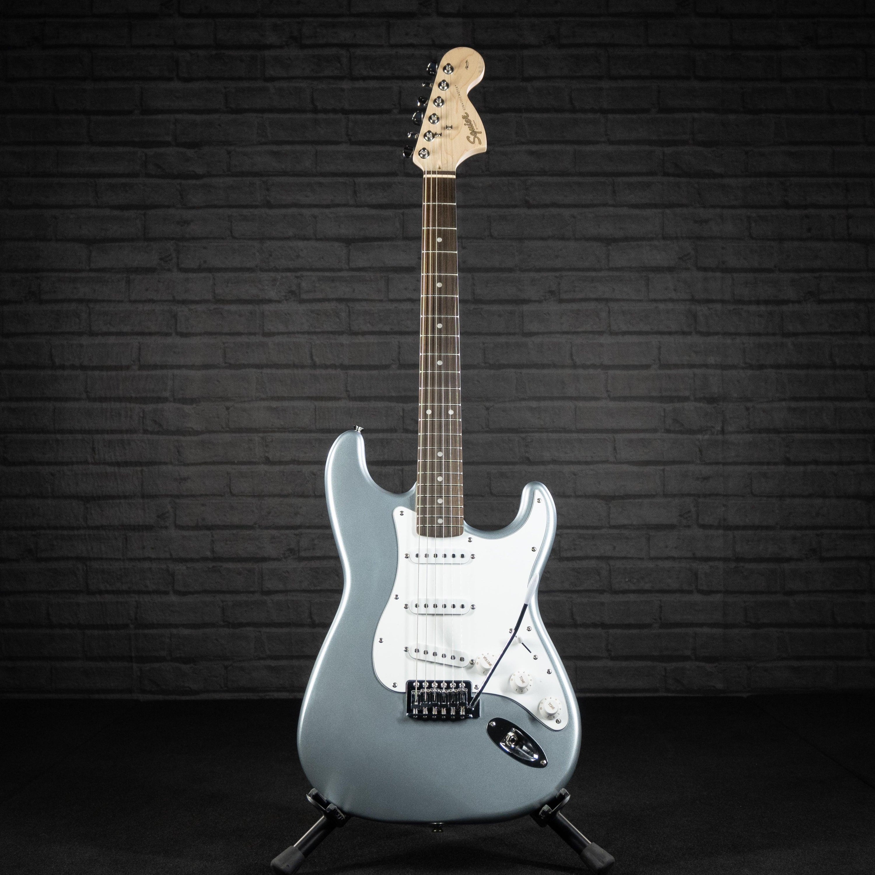 Fender Squier Player Stratocaster Silver freeshipping - Impulse Music Co.