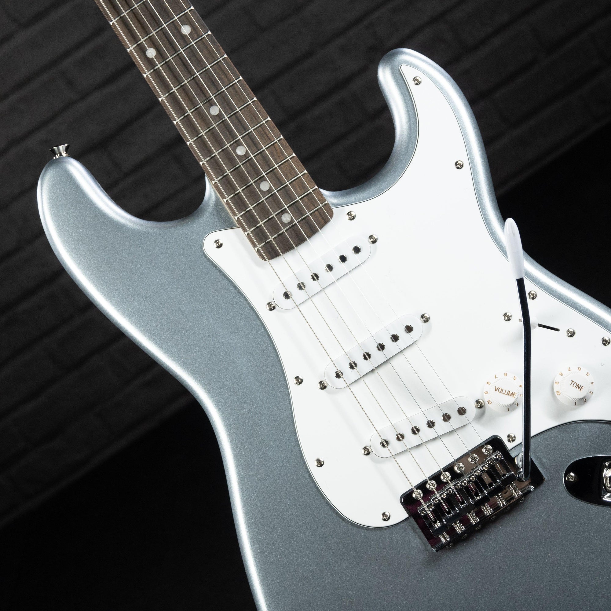 Fender Squier Player Stratocaster Silver freeshipping - Impulse Music Co.