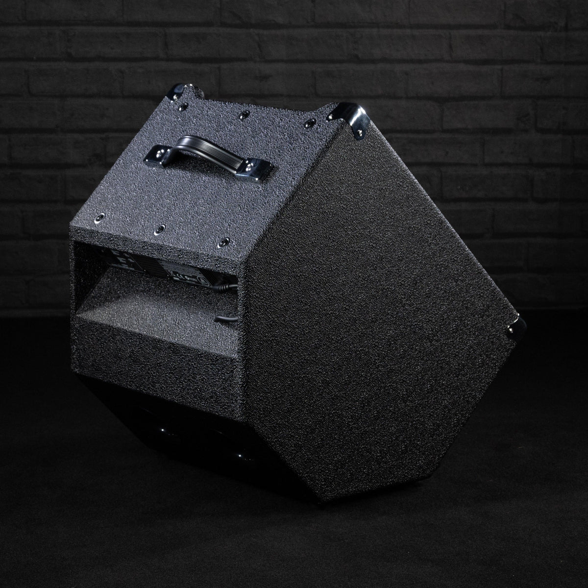 Hartke Kickback KB12 Bass Amp Combo freeshipping - Impulse Music Co.